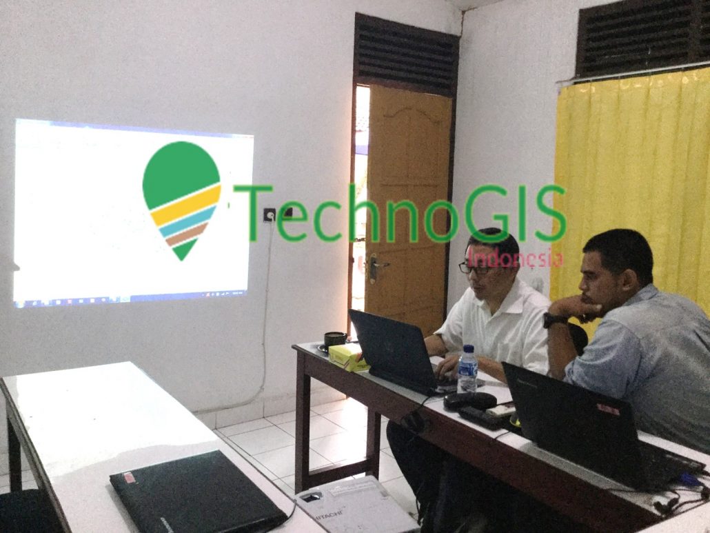 Pelatihan GIS Tingkat Dasar Untuk Analisis Perbankan Bank BNI 46 ...